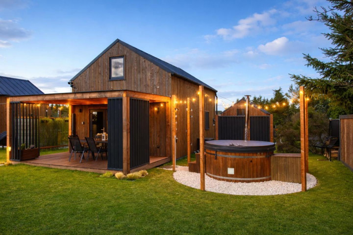 Marine House-nowoczesna Stodoła Nad Morzem,duży Ogród,prywatny Hot Tub - Misdroy