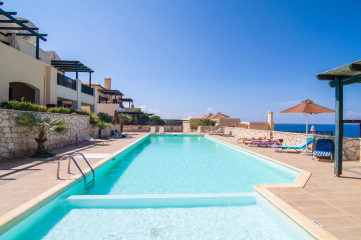 Lili Seafront House, Walking Distance To The Beach & Amenities! - Greece