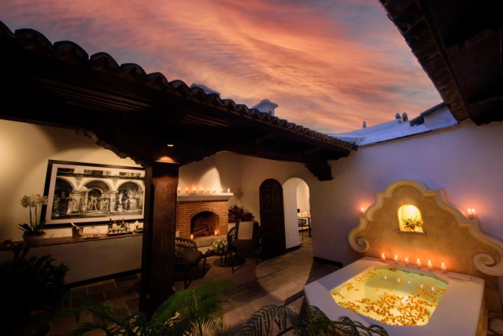 Villa Las Mil Flores - Guatemala
