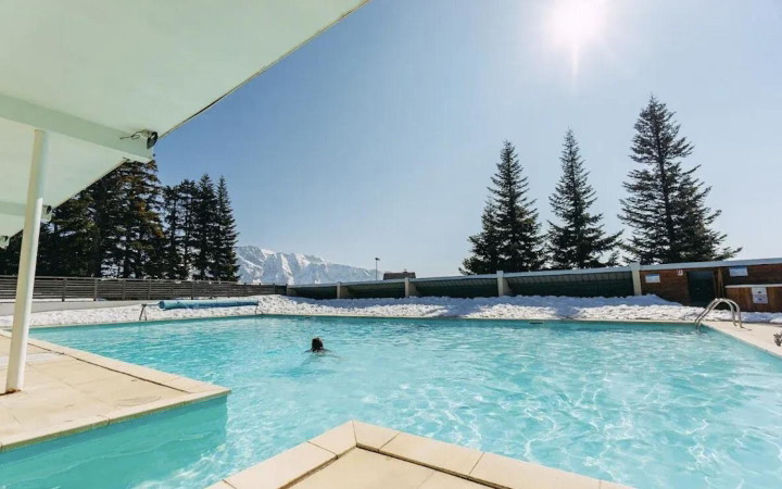Au Pied Des Pistes, Ski à Chamrousse ,Piscine, Sauna & Salle Sport, 6 Pers , Wi-fi, Parking - Grenoble