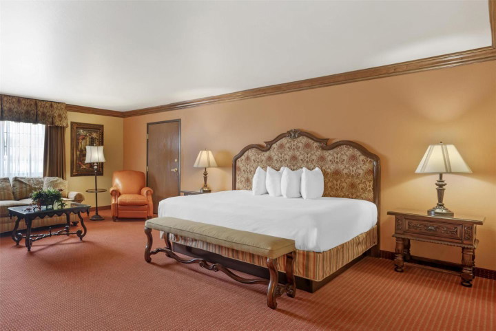Best Western San Isidro Inn - Laredo, TX