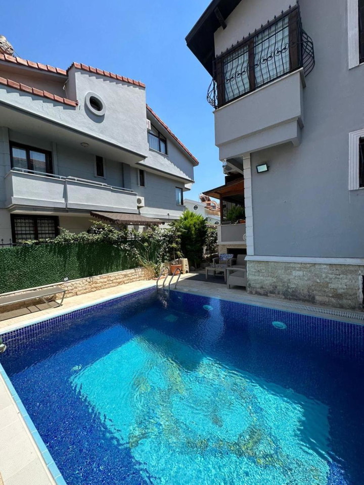 Villa With Private Pool In Marmaris - Marmaris