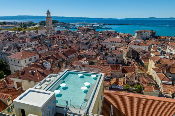 Cornaro Hotel - Podstrana