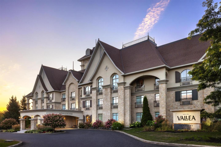 Hotel Vallea Bromont, Tapestry Collection By Hilton - Granby