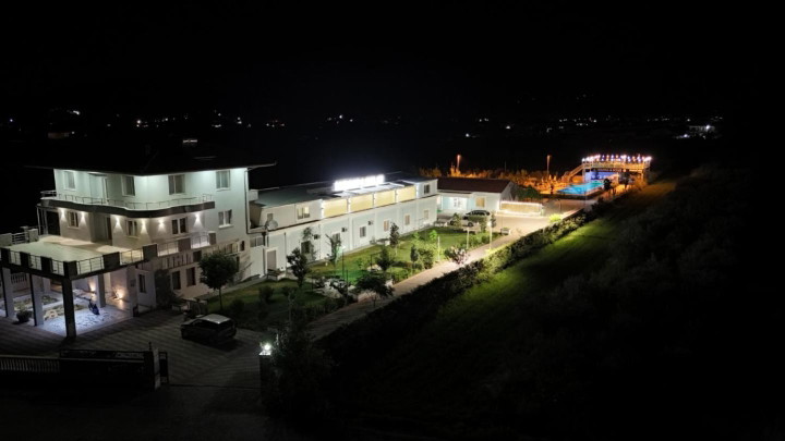 Hanna & Solei Hotel - Arnavutluk