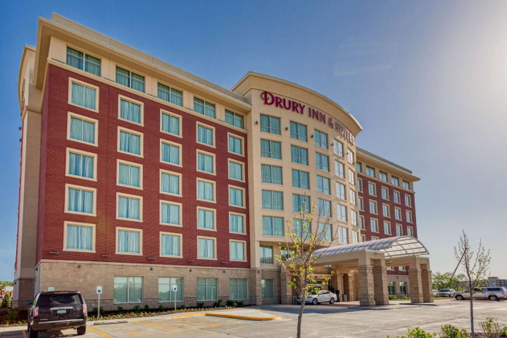 Drury Inn & Suites Iowa City Coralville - Iowa City, IA