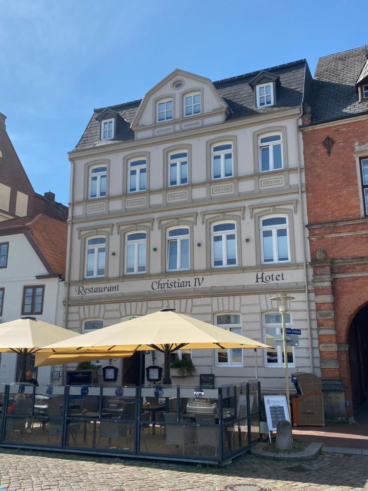 Hotel & Restaurant Christian Iv - Drochtersen
