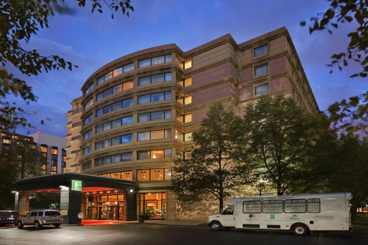 Embassy Suites By Hilton Chicago O'hare Rosemont - Evanston, IL