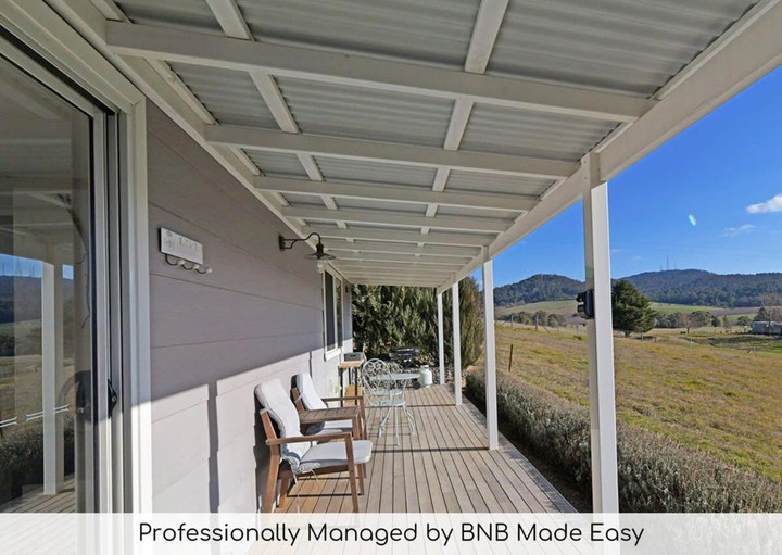 Towac Cabin 2- Modern Escape, Incredible Views - Orange