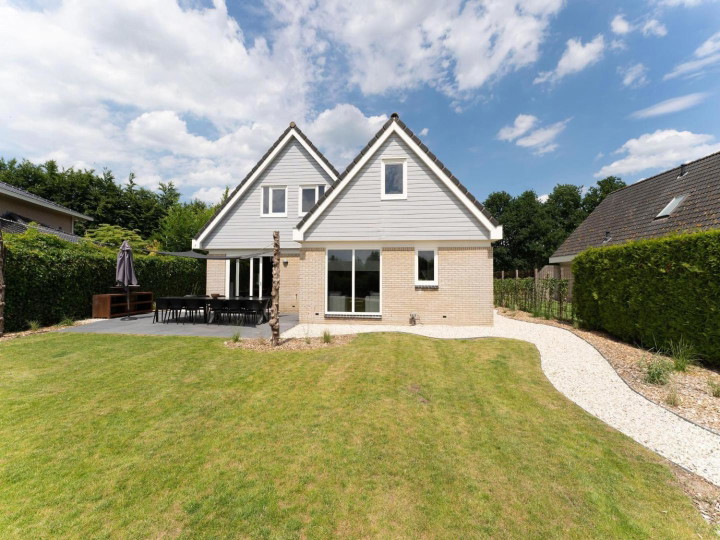 Villa In Zeewolde Near Horsterwold Forest - Nederländerna
