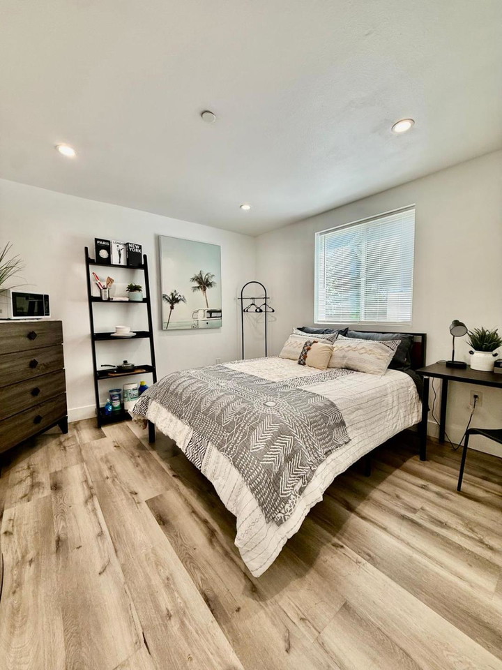 Convenient La Suite Near Usc Private Bath Fast Wifi Free Laundry Ideal For Long Term - Los Angeles