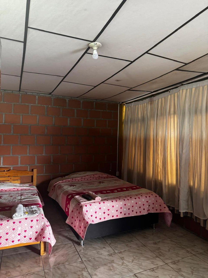 Hotel Bola Roja - Salamina