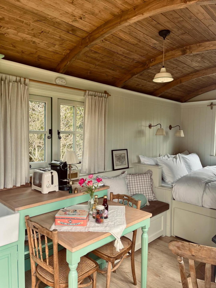 The Green Shepherd, A Charming Authentic Cabin Surrounded By Beautiful Countryside - Trois-Ponts