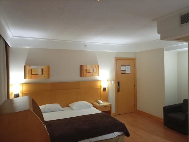 Plus Suite Slaviero Guarulhos - グアルリョス
