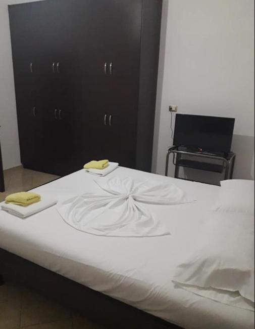 Brahimi Guest House - Ksamil