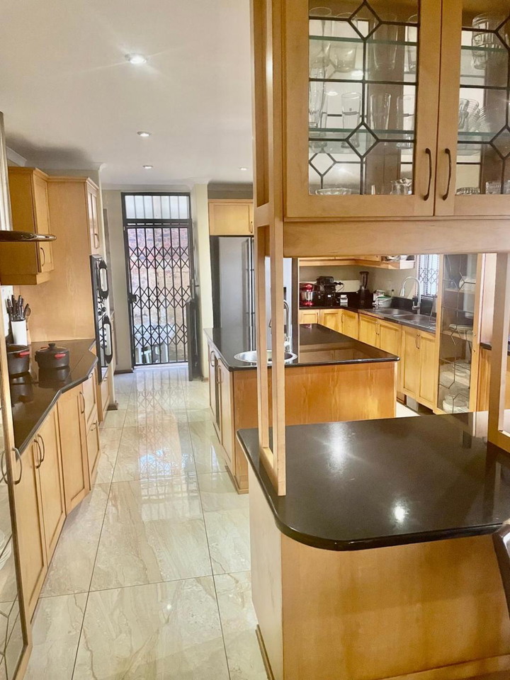 Gugu's Holiday Home - Durban