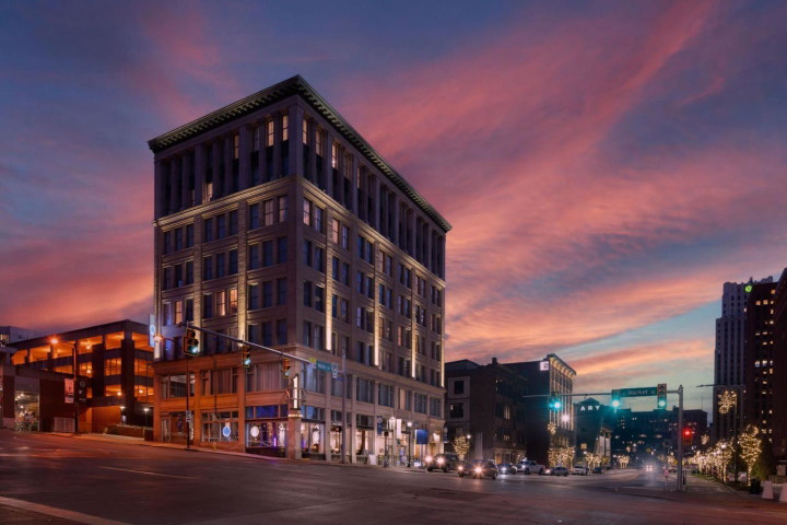 Blu-tique, Akron, A Tribute Portfolio Hotel - Akron, OH