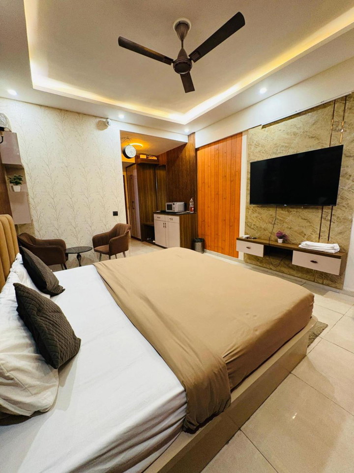 Twamev Stay - Lucknow