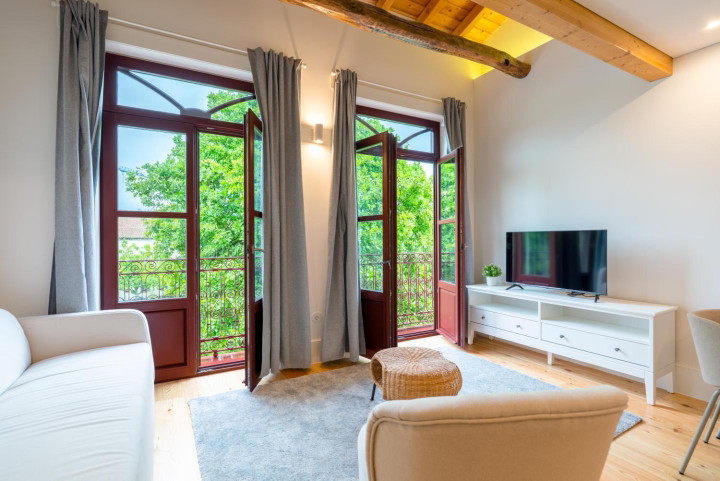 Plaza Apartments By Hostwise - Guimarães