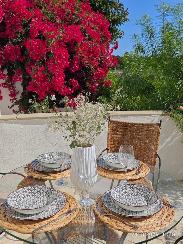 Brand New Townhouse With Hotel Infrastructure - Paphos