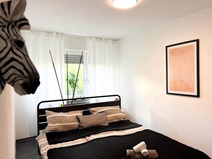 Helle 2 Zimmer Wohnung Mit Balkon Gemütlich & Zentral - Aalen