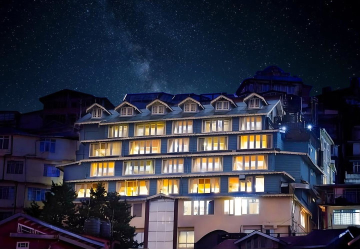 Yashshree Mall Road Darjeeling - Darjeeling