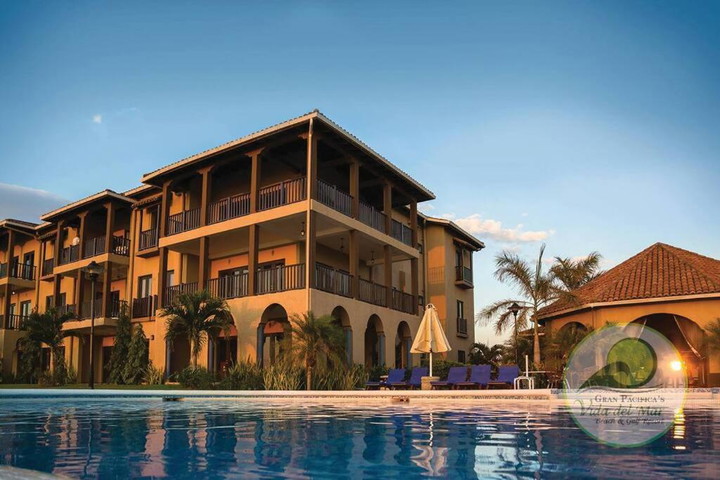 Las Perlas - Beachfront Apartment Steps From Restaurant At Gran Pacifica Resort - Nicaragua
