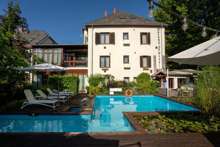Renegade Hotel - Balatonkenese