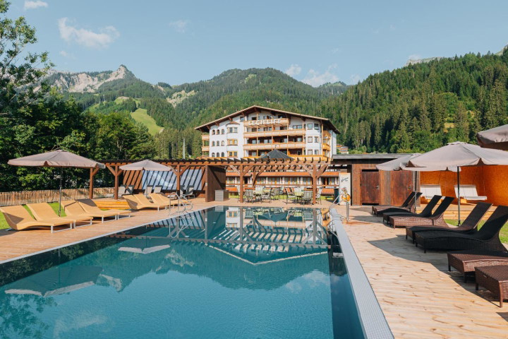 Wellness Aparthotel "Lechlife" Incl Aussen Und Innenpool - 400m Zum Lift - Lermoos