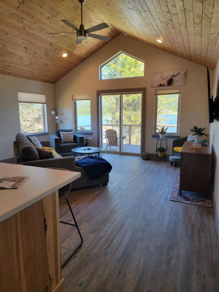 Lakeshore Lodging Suites - Homer, AK