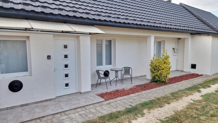 Freedom Apartman - Lake Velence