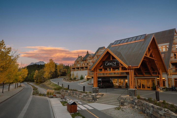 Hotel Canoe And Suites - Banff