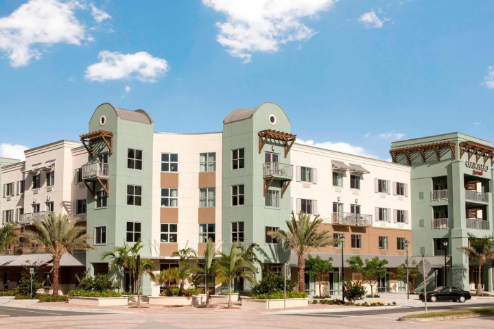 Courtyard By Marriott Palm Beach Jupiter - Palm Beach Gardens, FL