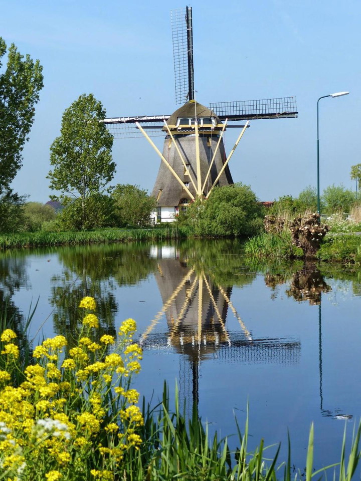 Mondriaanmolen, A Real Windmill Close To Amsterdam - Amszterdam