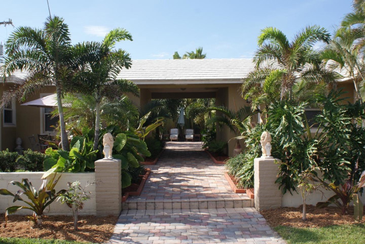 Atlantic Shores Vacation Villas - Riviera Beach, FL