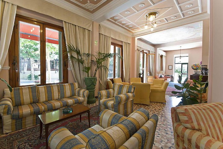Hotel Maestoso - Montecatini Terme