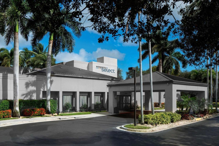 Sonesta Select Boca Raton Town Center - Deerfield Beach, FL
