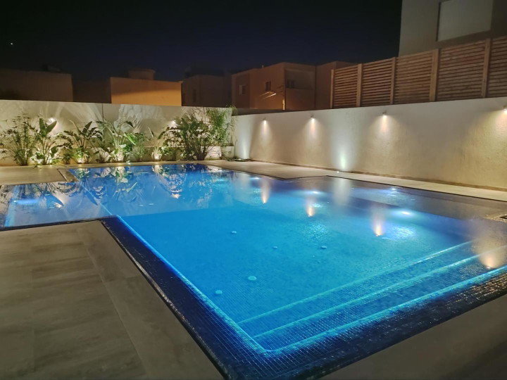 Coquet Appartement Avec Piscine à 10min De L'aéroport Tunis - Family Only - Túnez