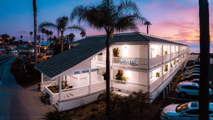 Del Mar Beach Hotel - Del Mar, CA