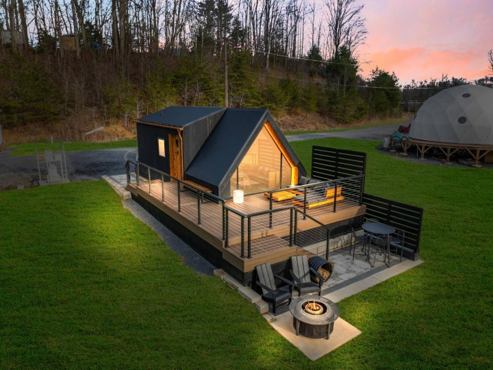 Cathedral Cabin - Designer A-frame - 10 Private Acres - Fayetteville, WV
