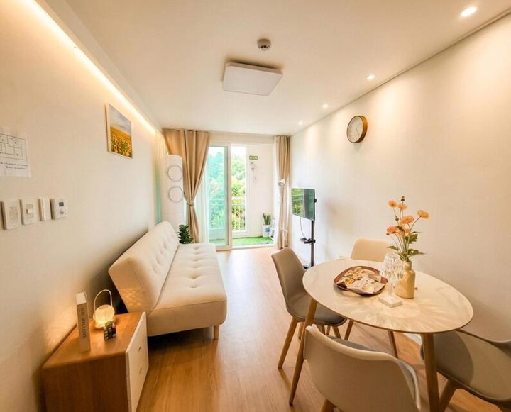 Jeonju Station 5 Minutes Local Eateries Lakeside Walks Great Value Warm Jeonju - Jeonju-si