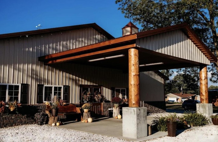 Big Horse Inn And Suites - Havana, IL