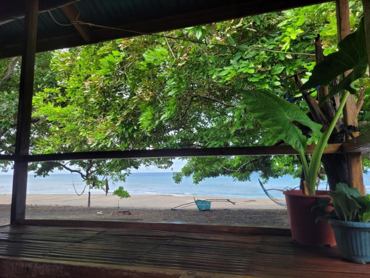 Mananambal Beach Huts - Family Hut - Santa Catalina