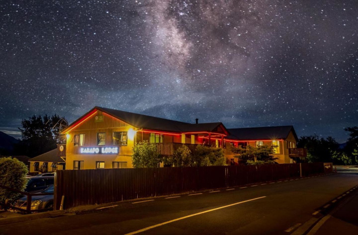 Kakapo Lodge - New Zealand