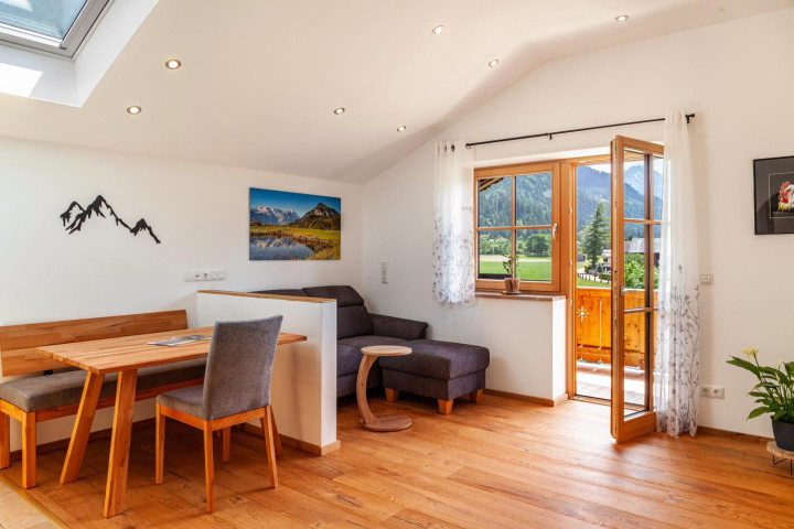 Ferienwohnung Rosalie - Zugspitze