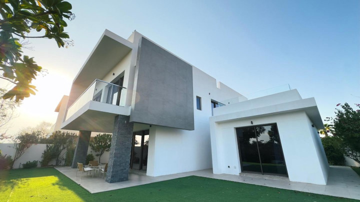 Luxury 4br Villa With Pool And Maid & Driver Room - Abu Dabi