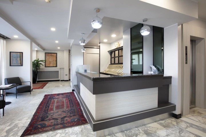 Hotel Esperia - Rho, İtalya