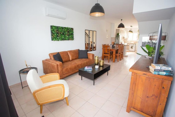 Estéa - Olympia's Skyview Townhouse With A Pool - Paphos