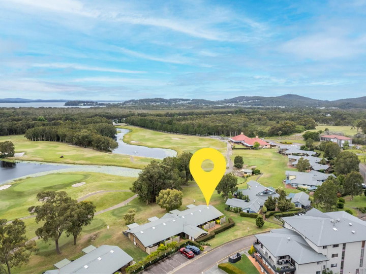 Villa 121 Horizons - Salamander Bay