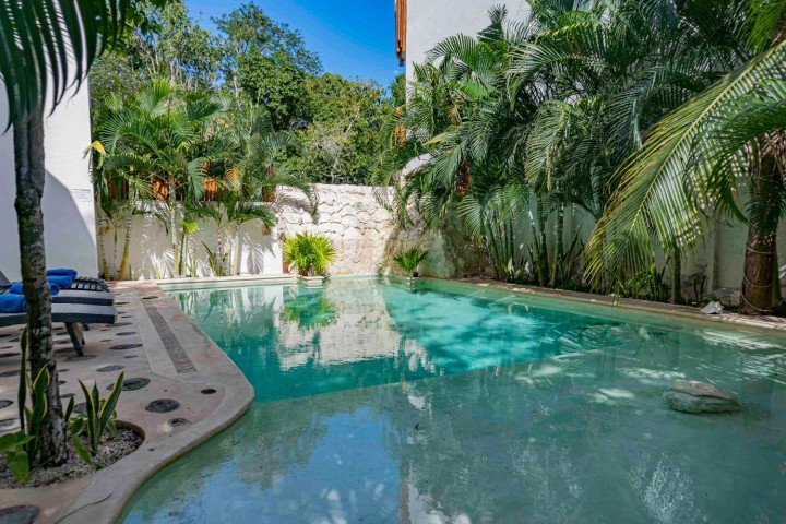 Niik Tulum - Tulum